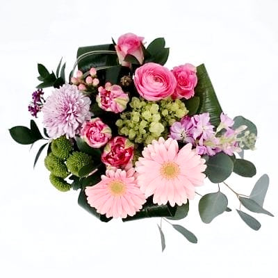 Classic flowers arrangement -Le Rouge Fleurist & Cadeaux