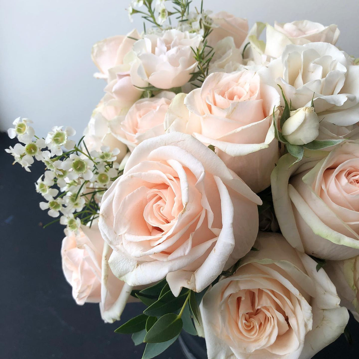 Le Rouge Fleuriste et Cadeaux